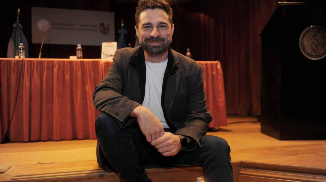 “El discurso libertario está lleno de contradicciones” – El Argentino ...